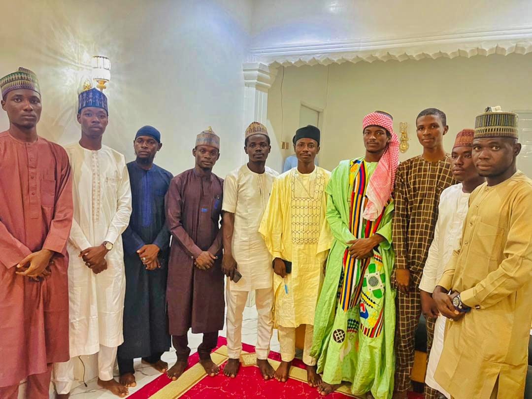 Movement pays Sarkin Samarin, Adamu Aliyu familiarisation visit