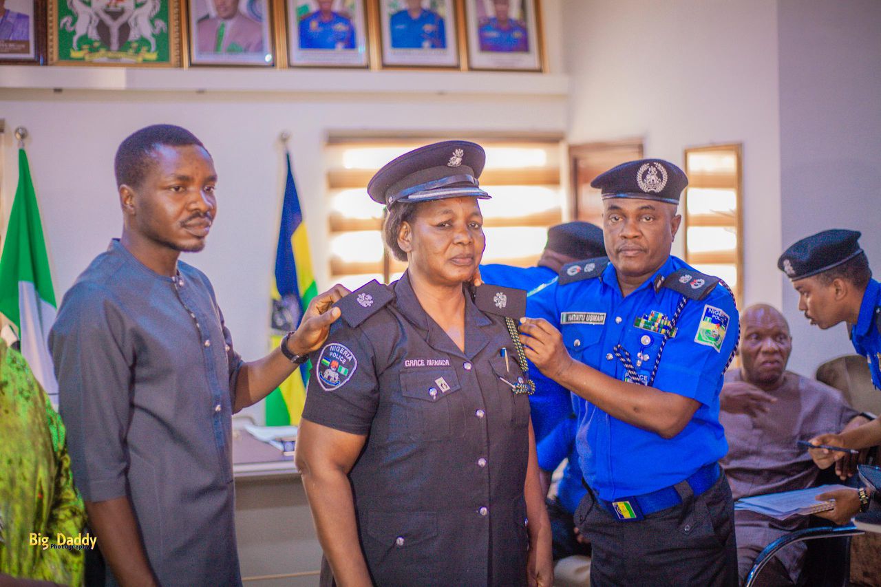 Police decorate 19 newly promoted officers