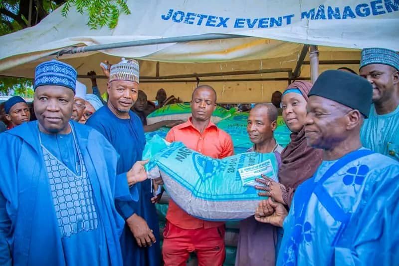 Gombe begins fertiliser sales for wet season farming, lauds FG for ...