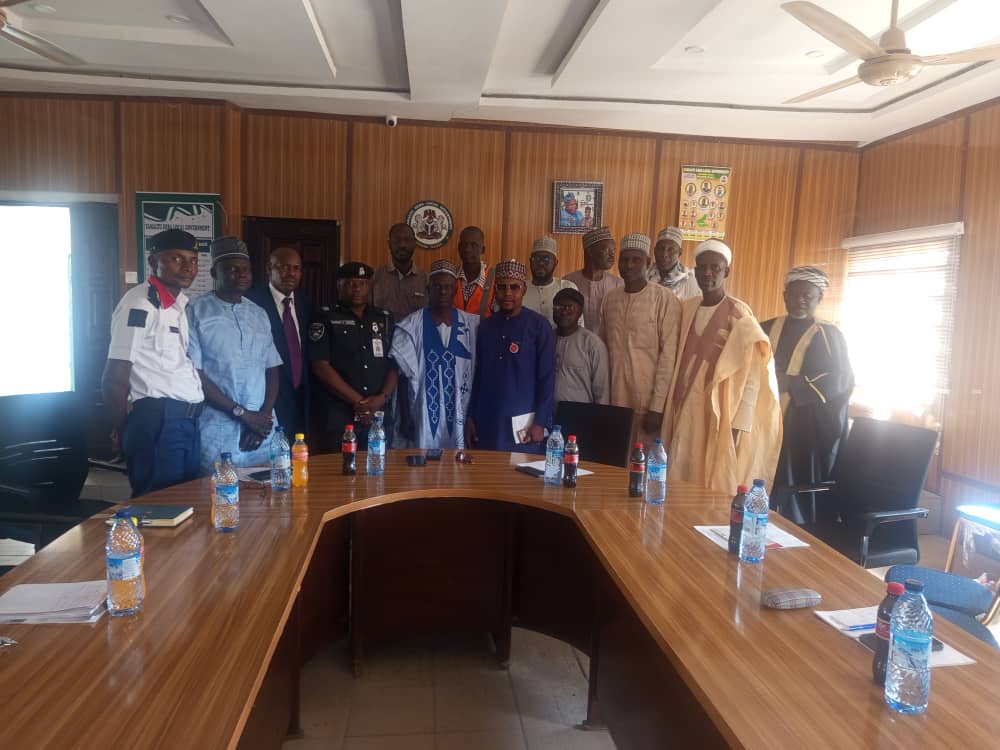 JED Plc, Yamaltu-Deba chairman hold emergency security meeting